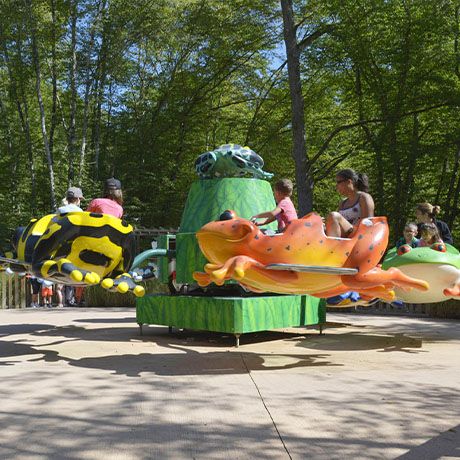 Parc animalier et Parc d'attraction Le Pal, Auvergne Rhône Alpes ...