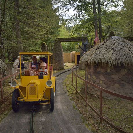 Parc animalier et Parc d'attraction Le Pal, Auvergne Rhône Alpes ...